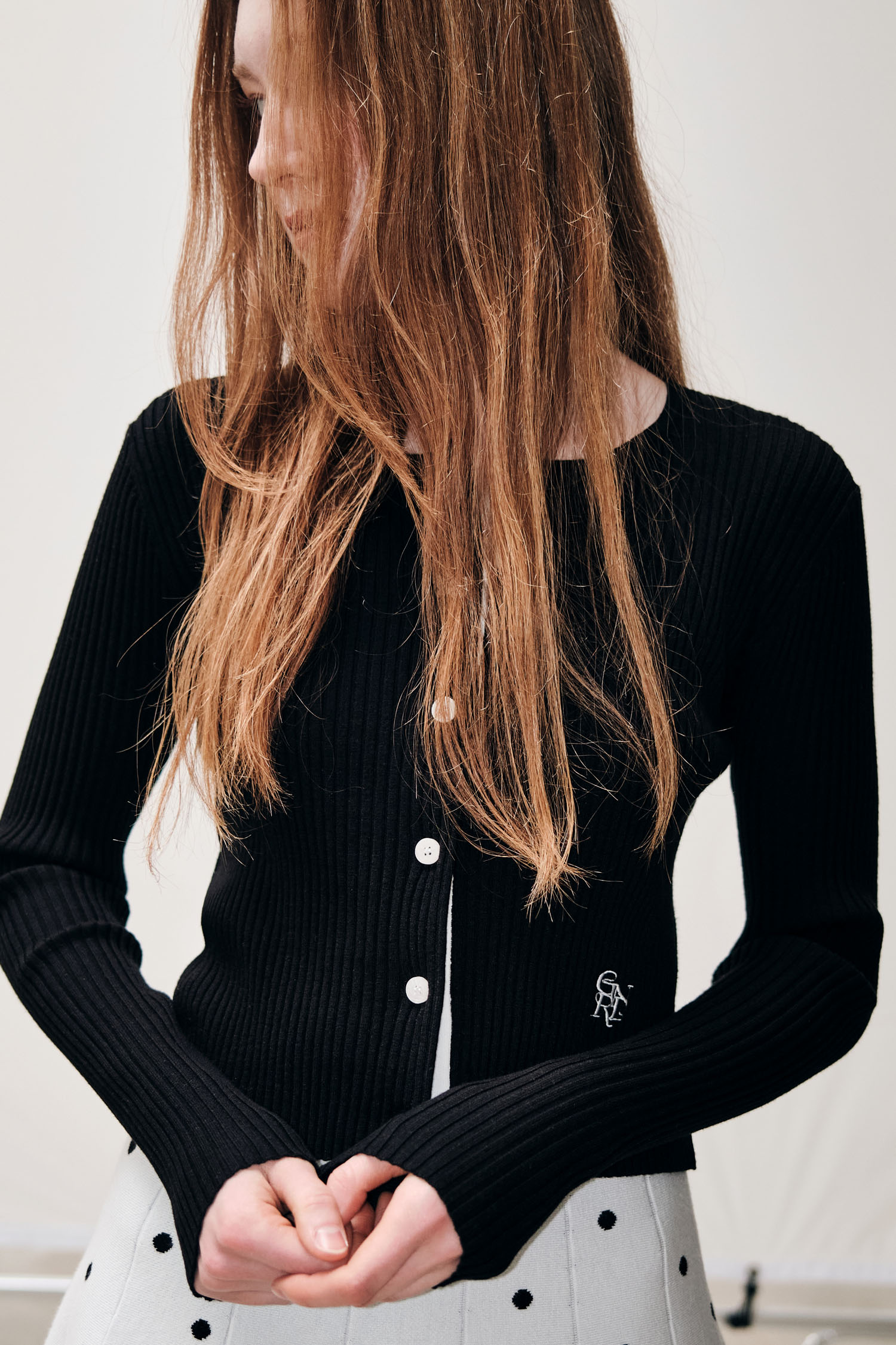 WOMAN GNRL リブド カーディガン [BLACK] - GENERAL IDEA | ジェネラルアイディア