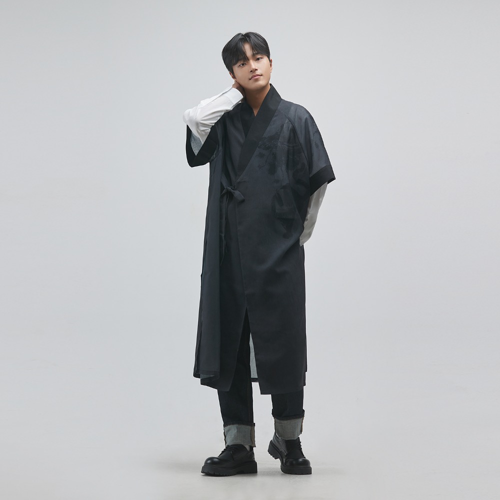 BRAVO HANBOK LIFE LEESLE