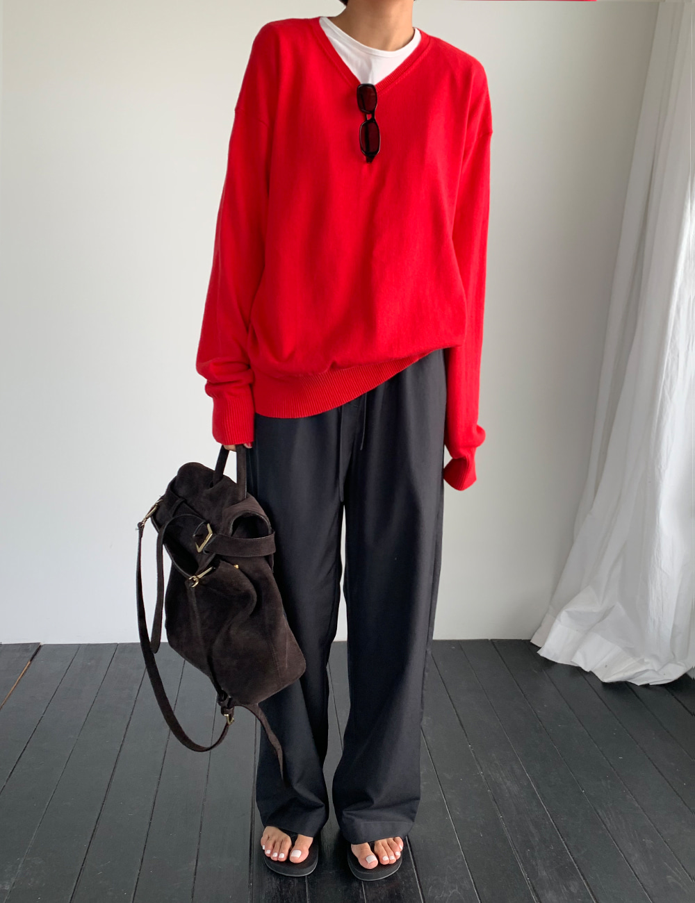 하이 브이넥 니트 [4color] | 마돌