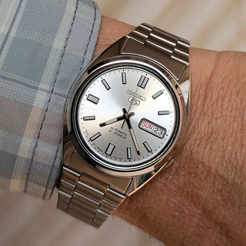 세이코5 오토매틱 데이데이트 남성 메탈시계 SNXS73J1