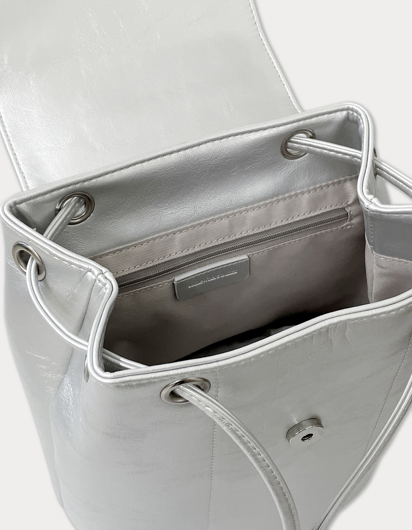 fle backpack - silver - SOMEWHERE BUTTER.