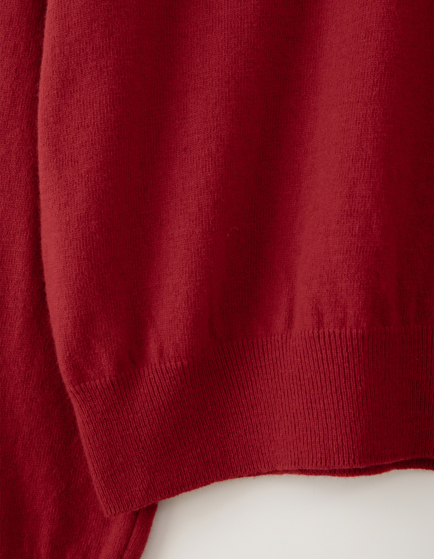 [김가을 PICK] Roe V-Neck Knit - Red - SOMEWHERE BUTTER.