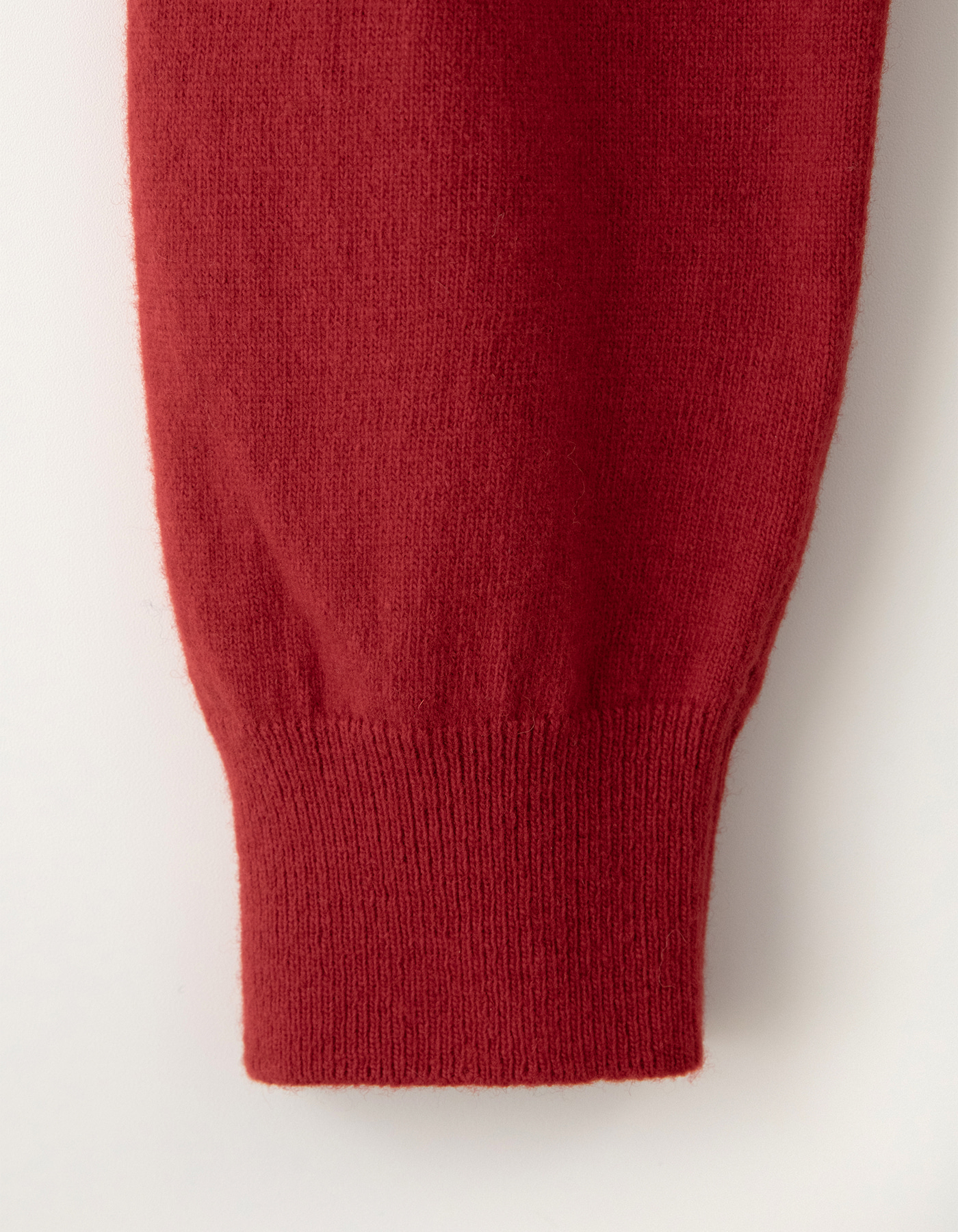 [김가을 PICK] Roe V-Neck Knit - Red - SOMEWHERE BUTTER.