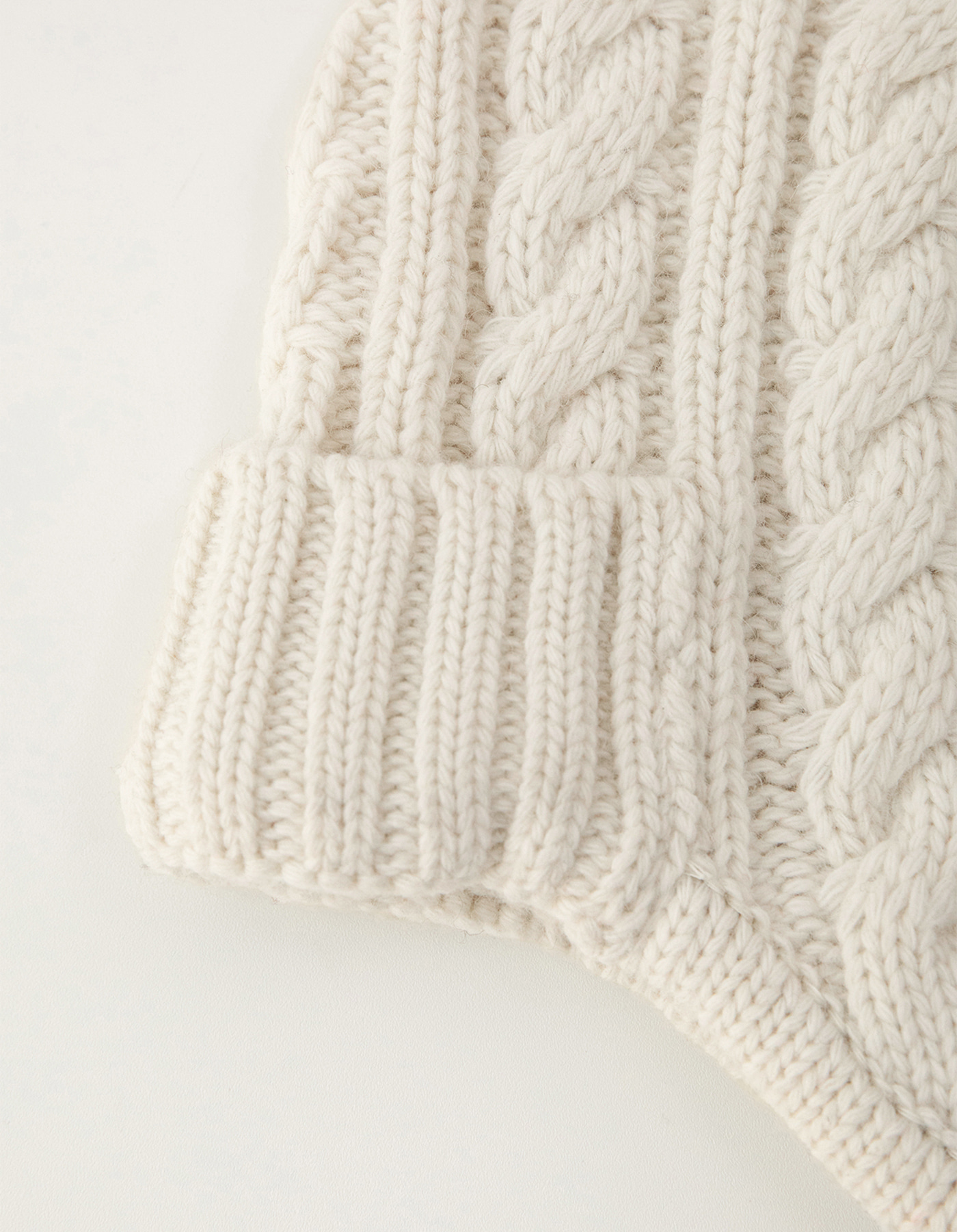[Release] 11.14 출고 Knit Cable Tropper Hat - Ivory - SOMEWHERE BUTTER.